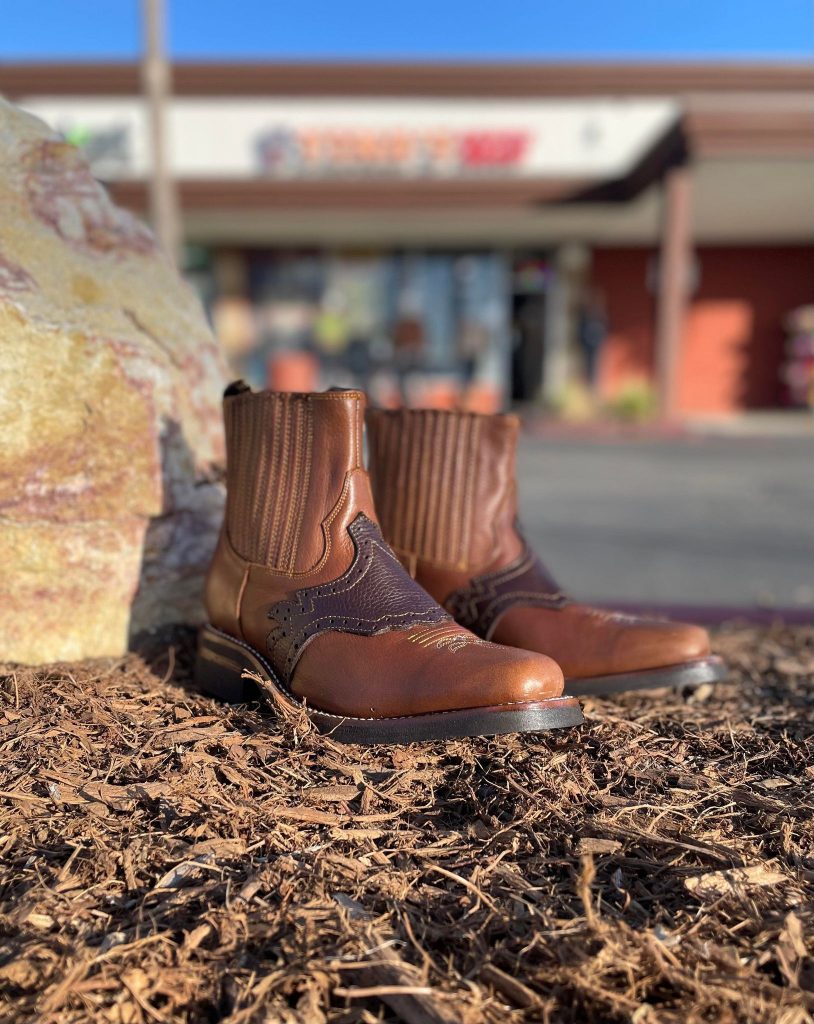 Potro Salvaje Botin Rodeo – Lt. Brown | Botas Exoticas Yinas